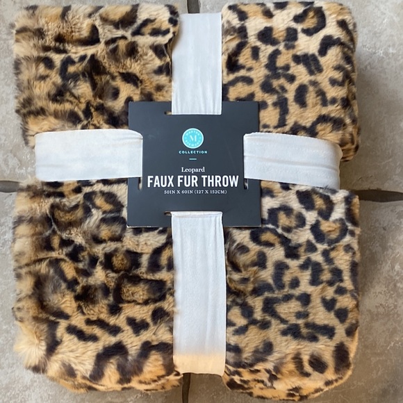 Martha Stewart | Bedding | Faux Fur Leopard Print Throwmartha Stewart ...